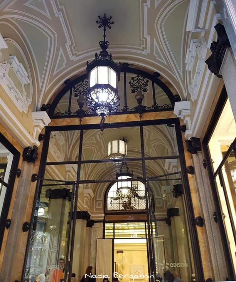 Un tesoro nascosto: Palazzo Edison – Turista a Milano